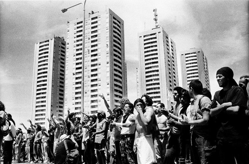 El fuego del 20 de diciembre de 2001, revisitado - Cosecha Roja