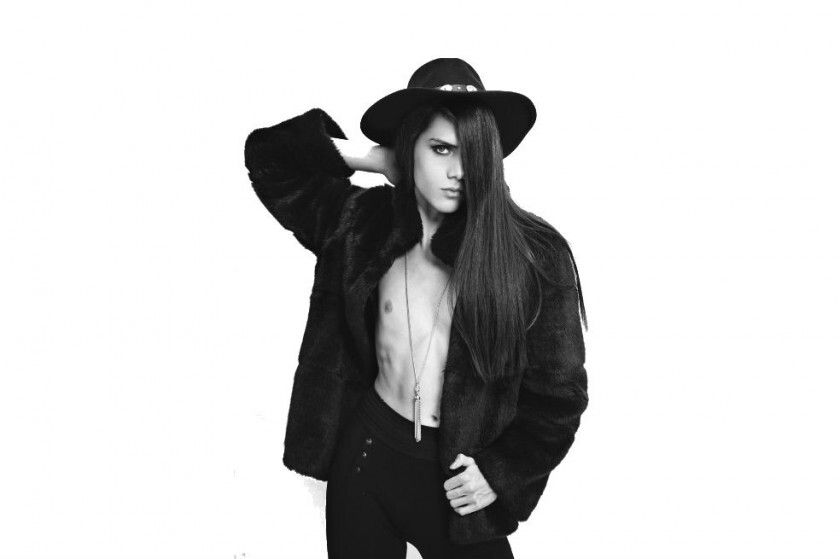 Dave Castiblanco, la historia de un modelo andrógino - Cosecha Roja